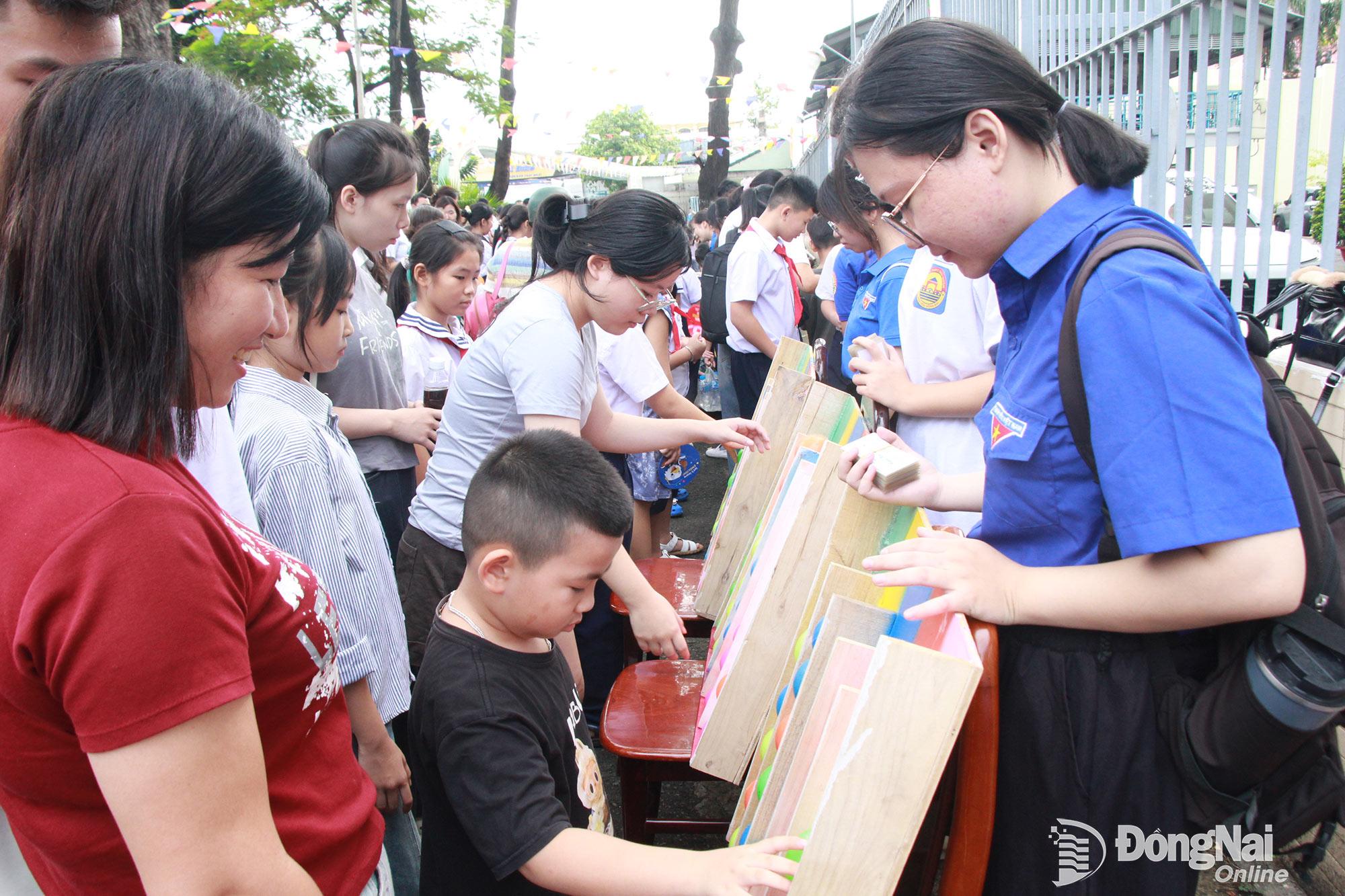 Sôi nổi lễ hội thiếu nhi Đồng Nai