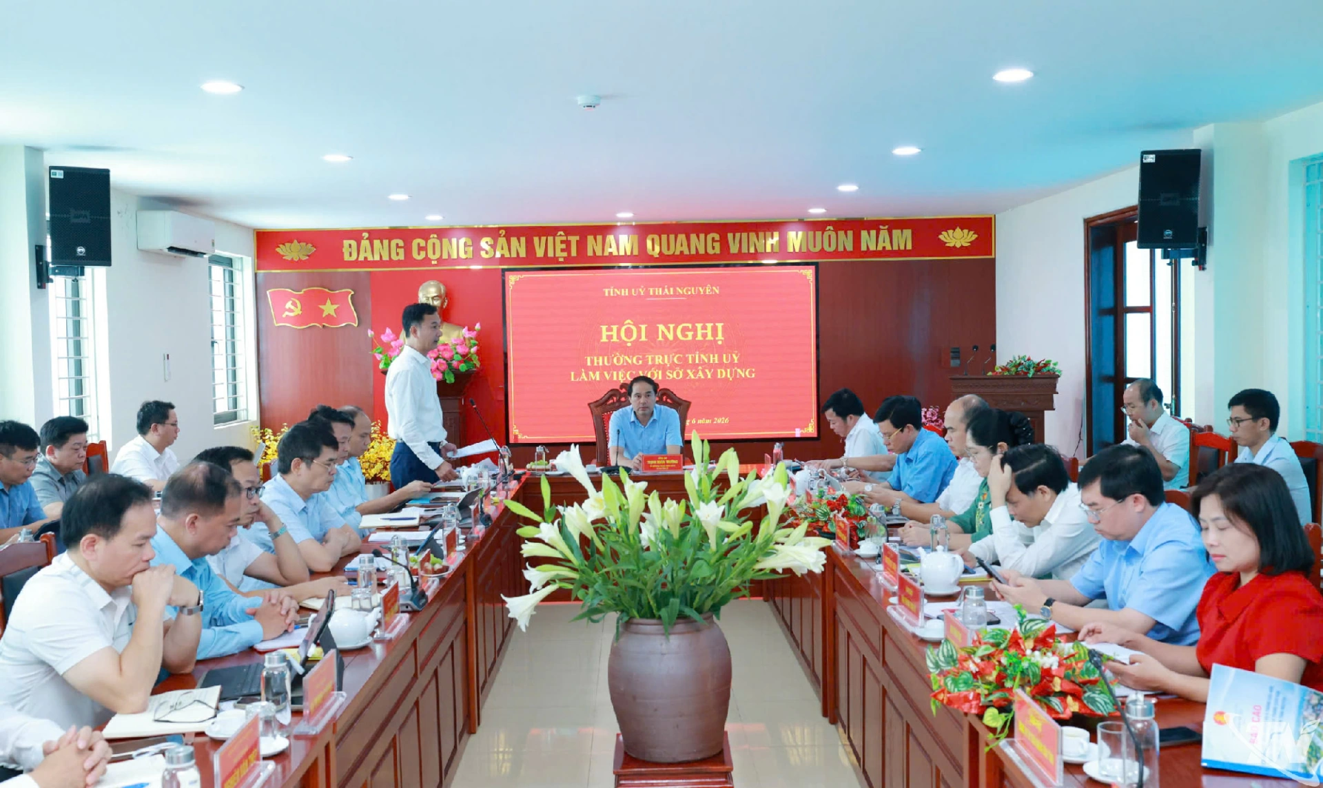 Tăng tốc quy hoạch, hoàn thiện hạ tầng, tạo dư địa cho tăng trưởng hai ...