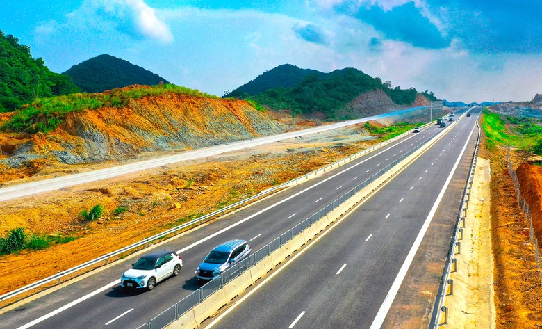 Từ rút ngắn hành trình đến giảm chi phí logistics: Lợi ích kép từ cao ...